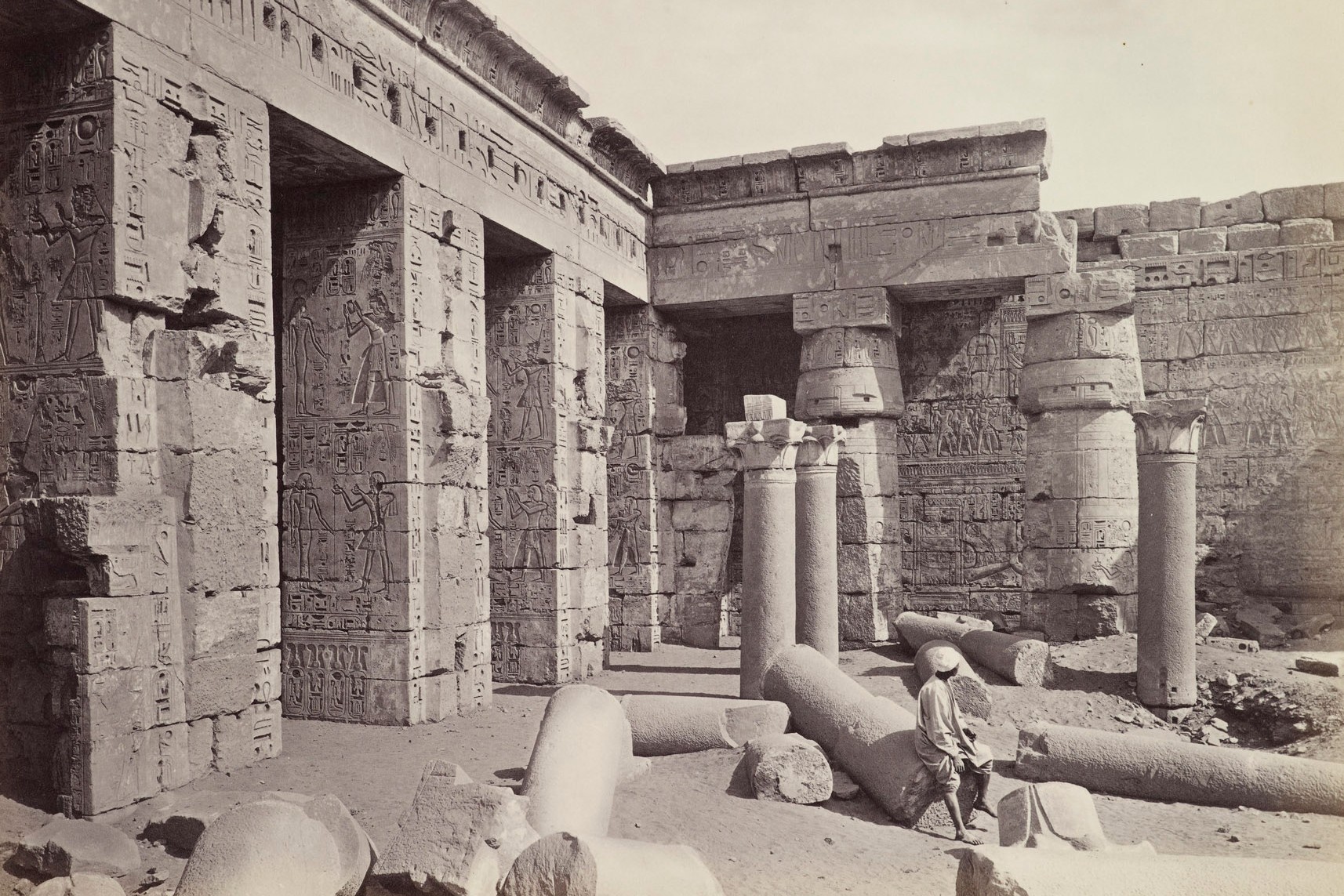 The Memnonium - The fallen Colossus - Explore Luxor