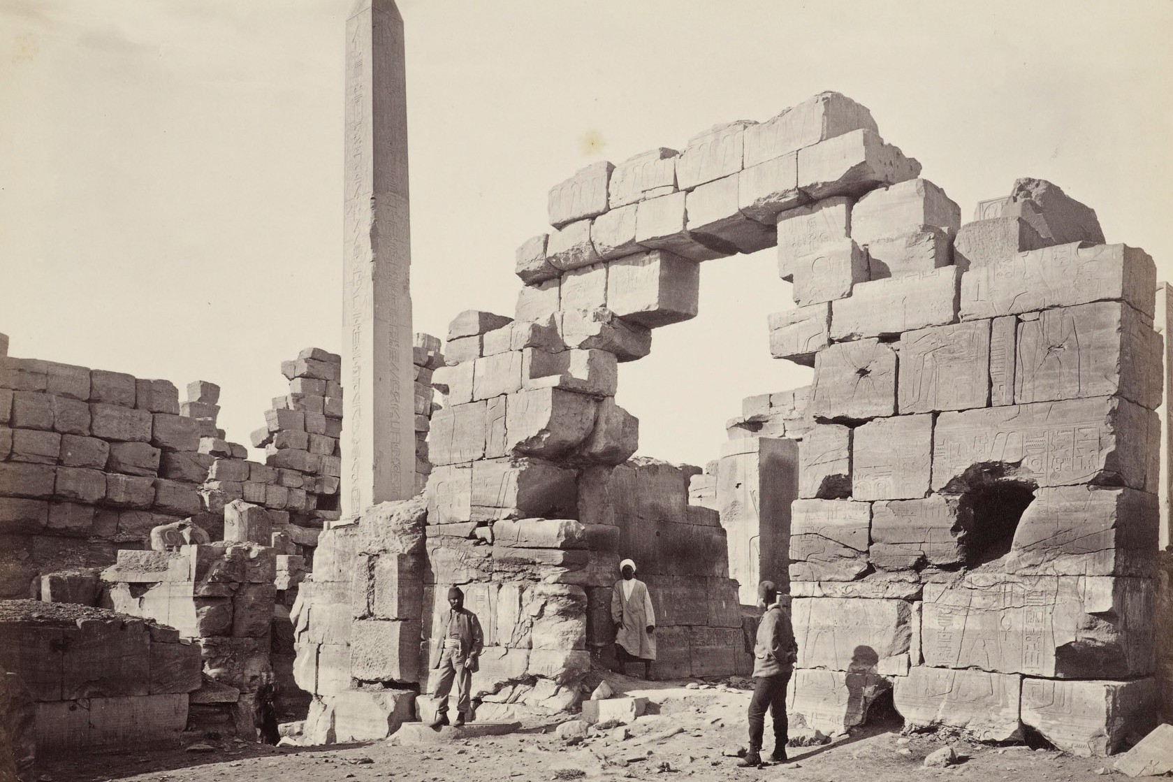 The Memnonium - The fallen Colossus - Explore Luxor