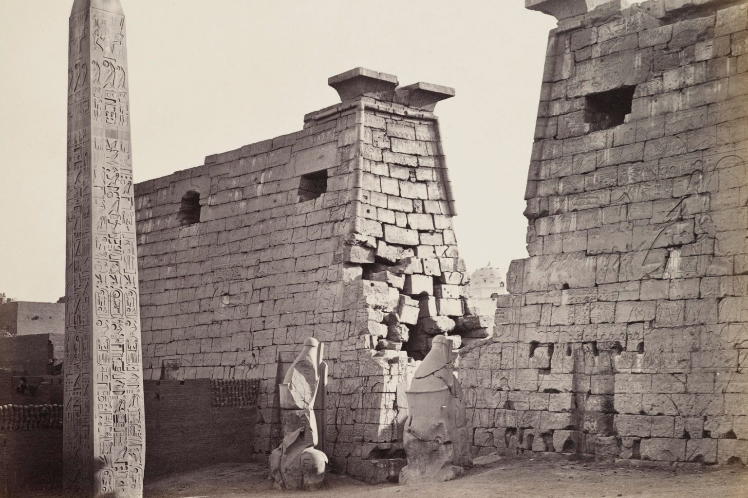 Medinet Habou - Pylon Gateway - Explore Luxor