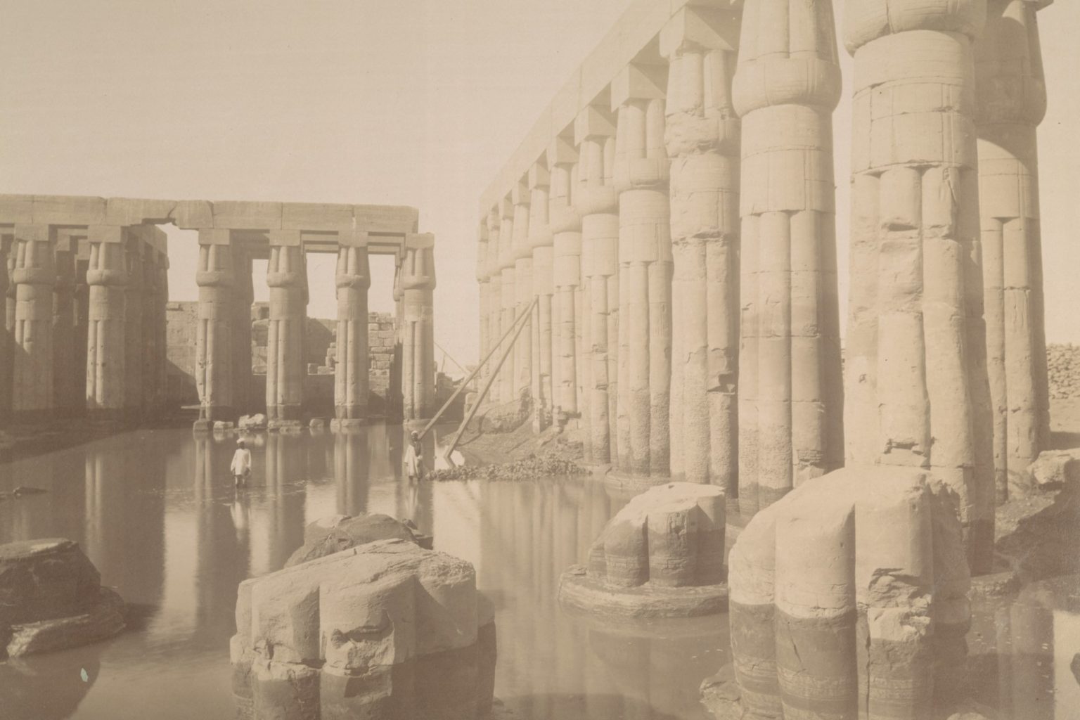The Memnonium - The fallen Colossus - Explore Luxor