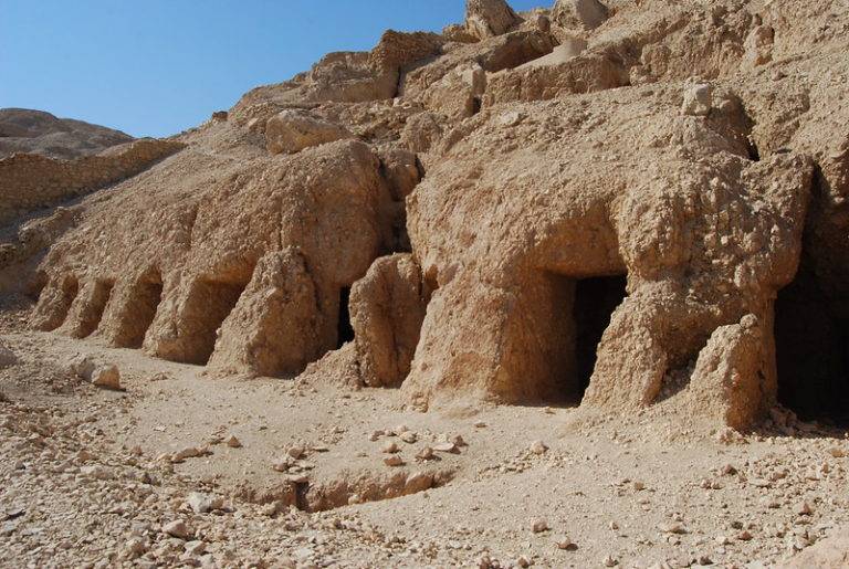 El-Tarif Necropolis - Explore Luxor