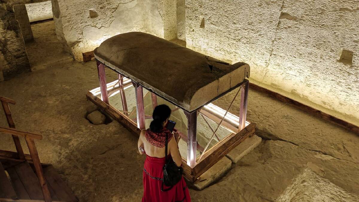 Tomb of Amenhotep III (WV22) - Explore Luxor